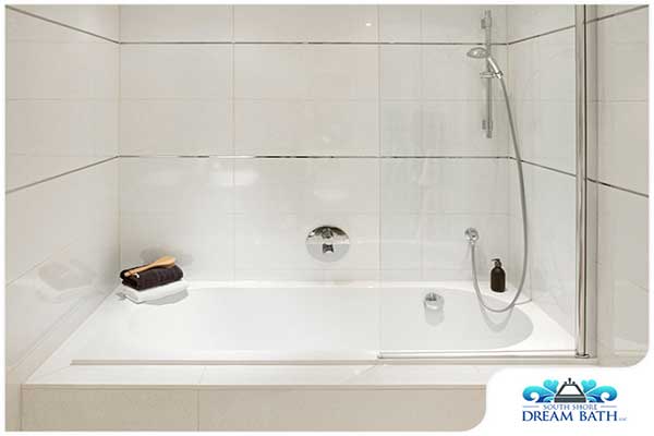 Common Bathtub Types and Sizes to Consider